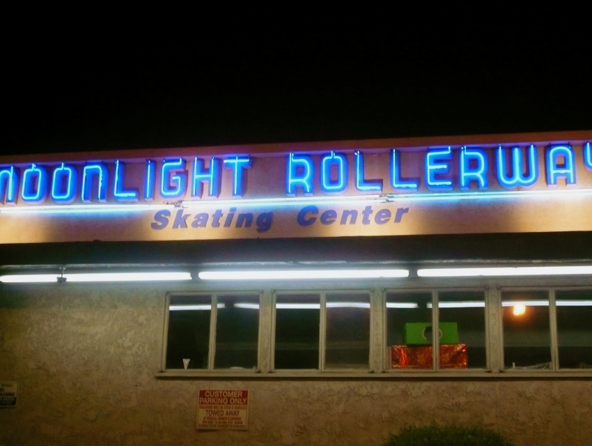 Moonlight Rollerway, Glendale | cityseeker