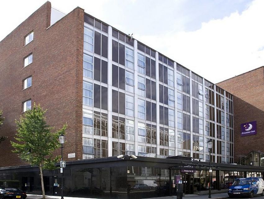 Premier Inn London Kensington, London | cityseeker