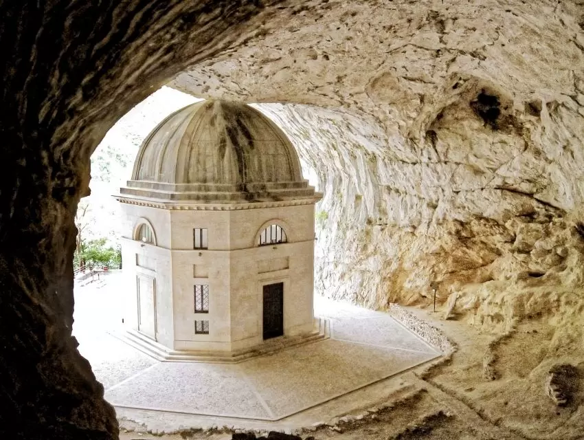 Temple of Valadier, Genga | cityseeker