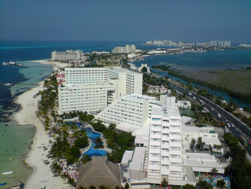 La Torre Escénica, Cancun | cityseeker