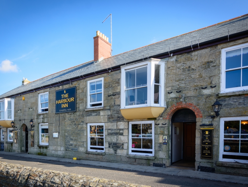 Harbour Inn, Porthleven | cityseeker