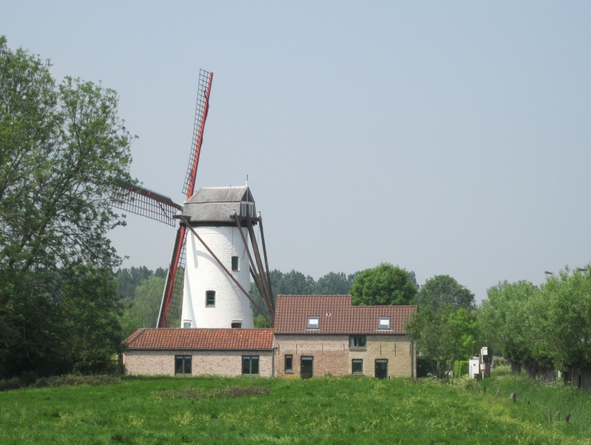 Hoeke Windmill, Damme | cityseeker
