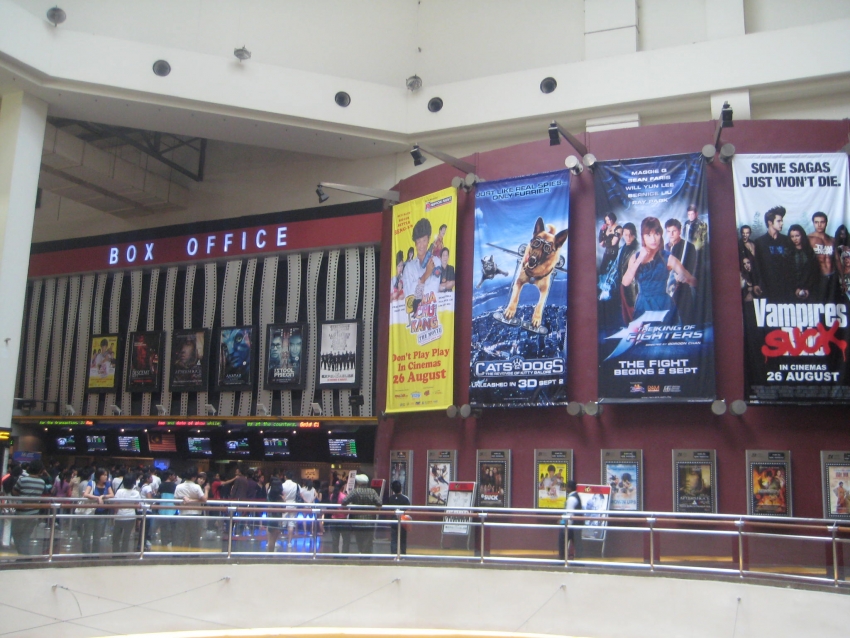 Golden Screen Cinemas Logo IMAX And GSC Expand Partnership With Six