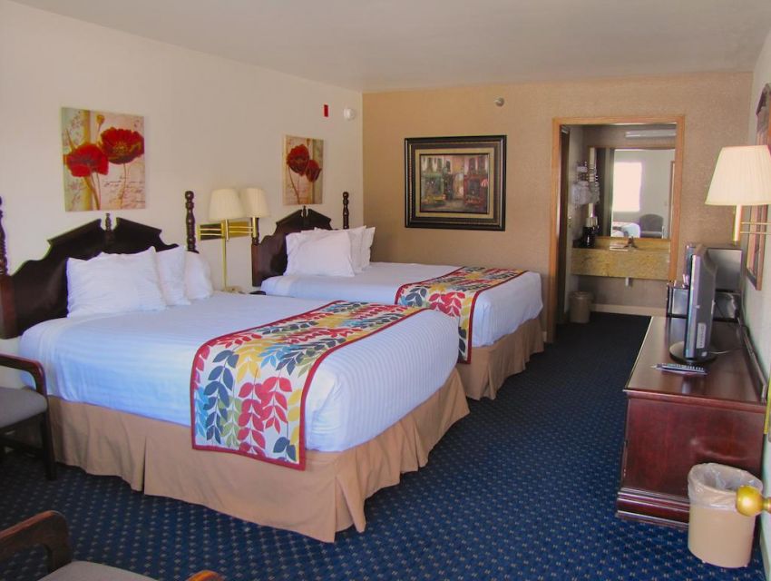 Dutton Inn, Branson | cityseeker