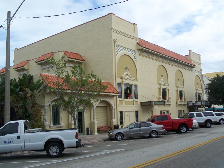 Lyric Theatre, Stuart | cityseeker