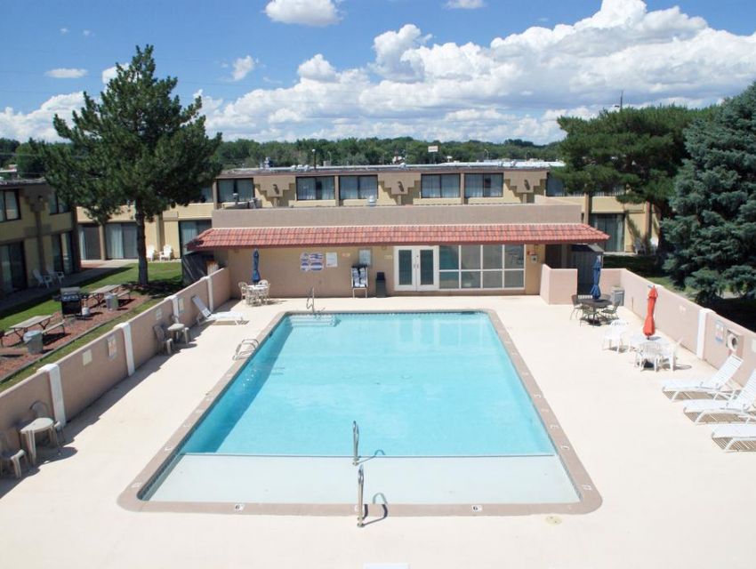 Brentwood Inn Farmington Nmnull