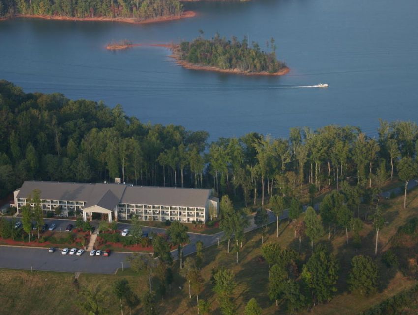 Lake Chatuge Lodge, Hiawassee, eventseeker