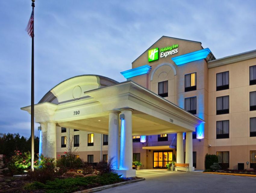 Holiday Inn Express Knoxville-Strawberry Plains, Knoxville | cityseeker