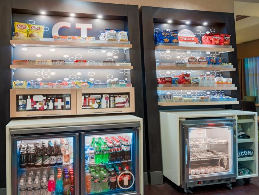 Hampton Inn Springfield South Enfield, Enfield | cityseeker