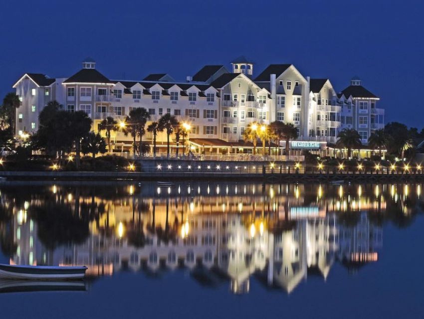 The Waterfront Inn, The Villages | cityseeker
