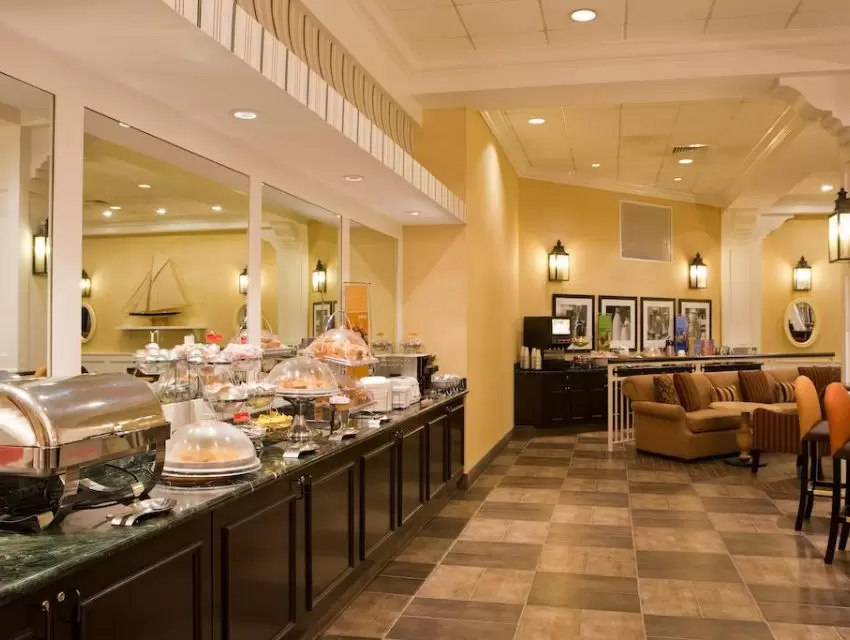 Hampton Inn Boston-Natick, Natick | cityseeker