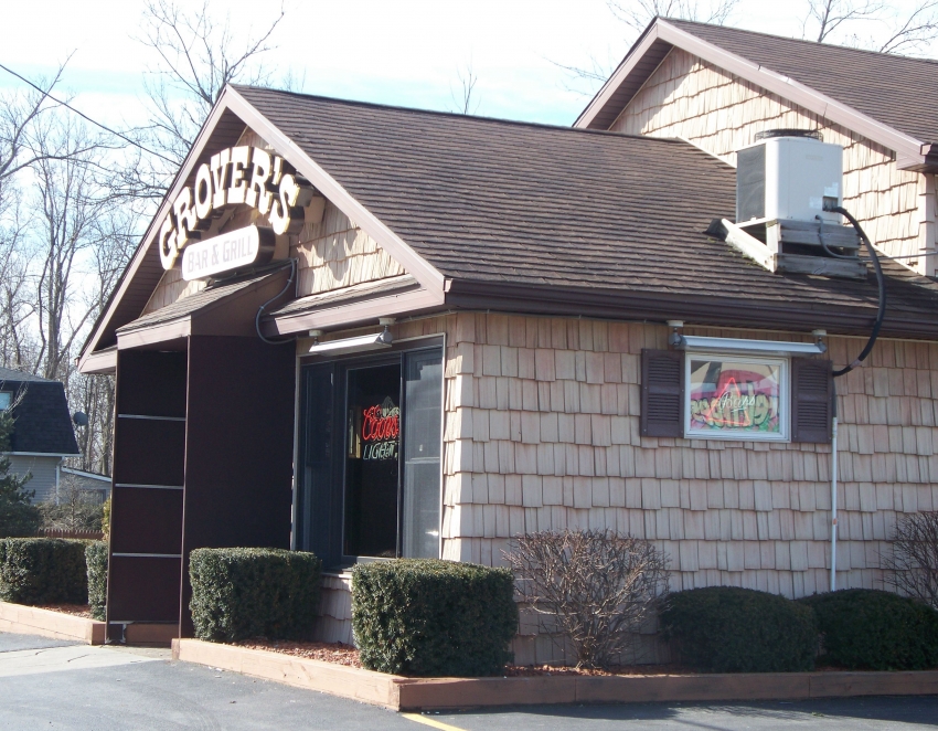 Grover's Bar & Grill, East Amherst | cityseeker