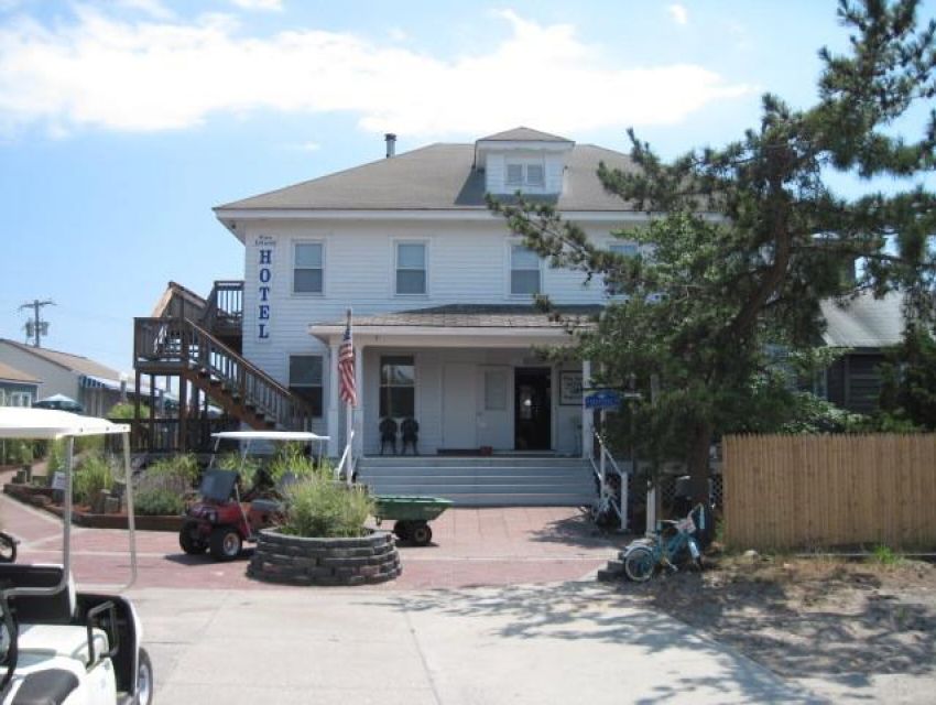 Fire Island Hotel & Resort, Ocean Bay Park | cityseeker