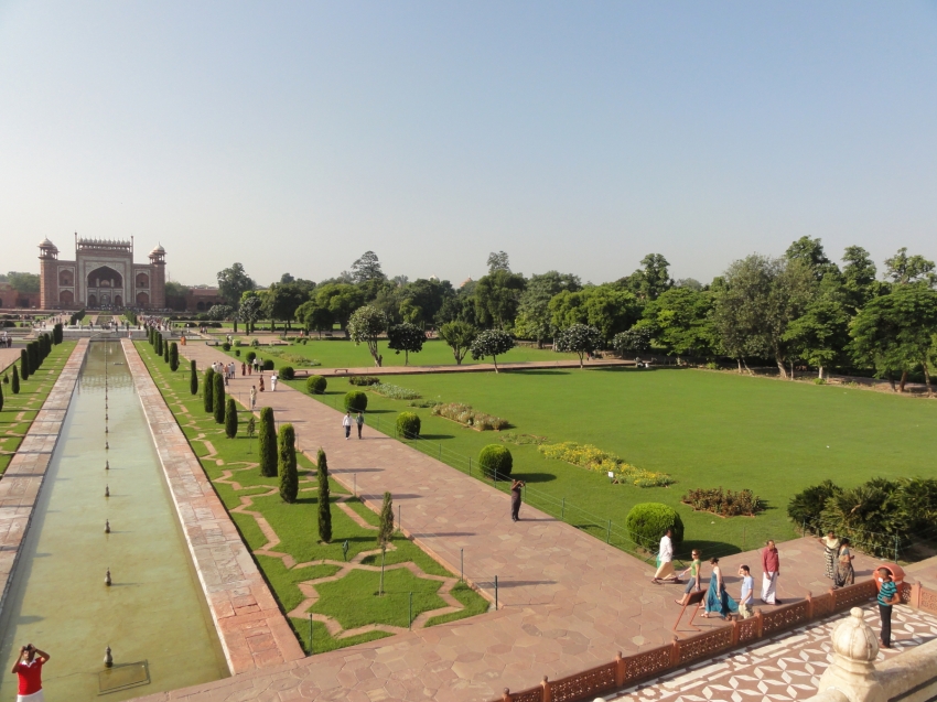 The Taj Gardens, Agra | cityseeker