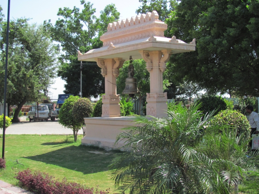 Sri Vrindavan-Chandra Mandir, Vrindavan | cityseeker