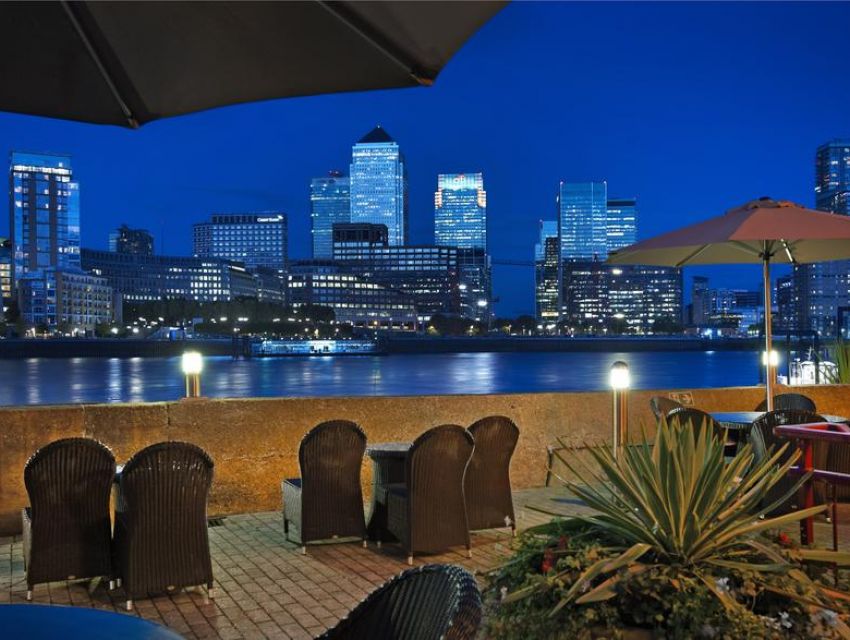 DoubleTree by Hilton Hotel London - Docklands Riverside, London ...