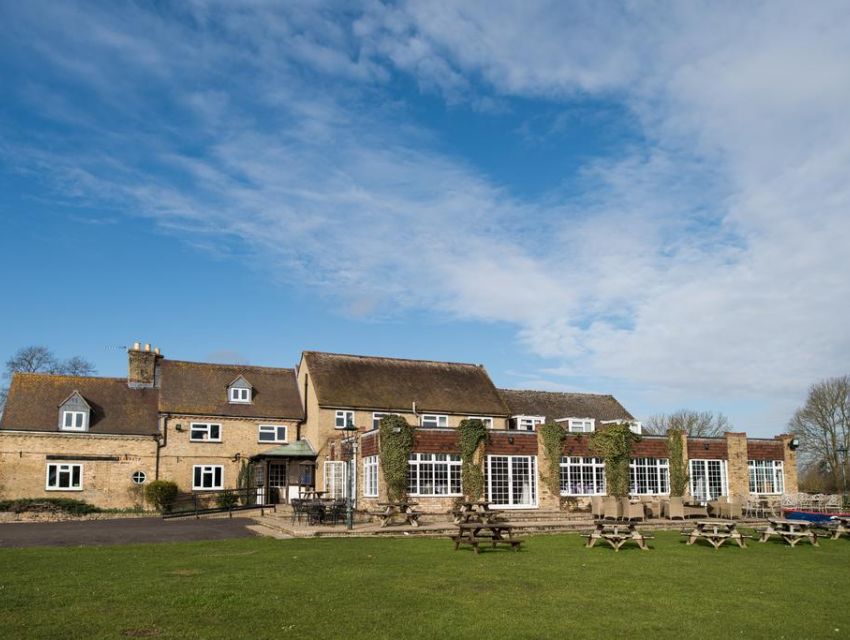 Pike and Eel Hotel and Marina, Needingworth | cityseeker