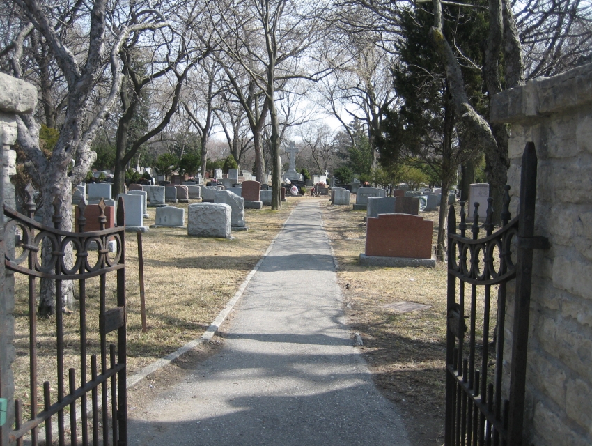 Park Lawn Cemetery, Toronto | cityseeker
