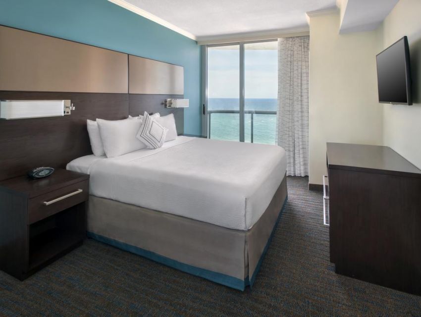 Residence Inn Fort Lauderdale Pompano Beach/Oceanfront, Pompano Beach ...